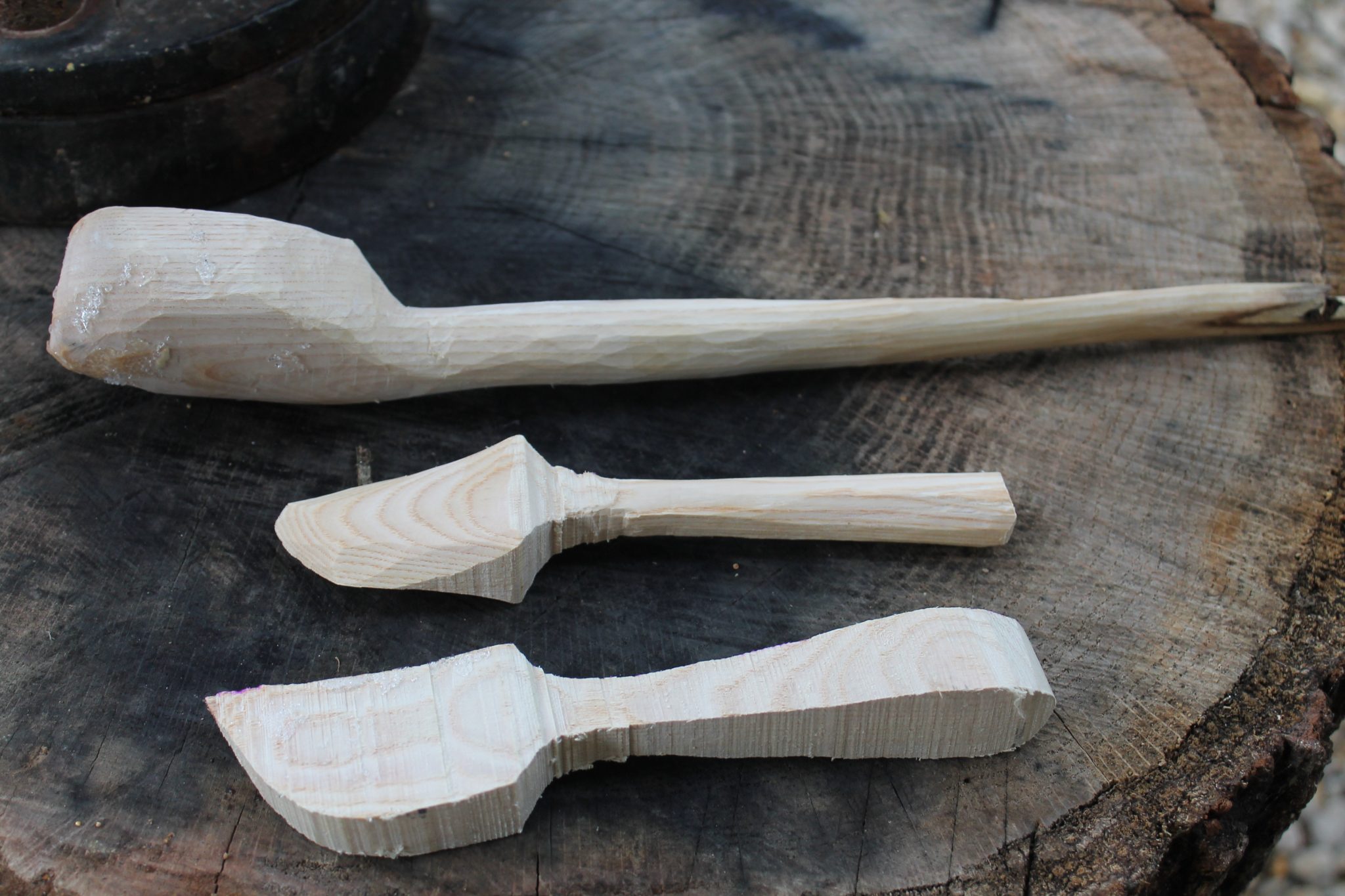 How to Make Your Own Wooden Spoons - Countryside